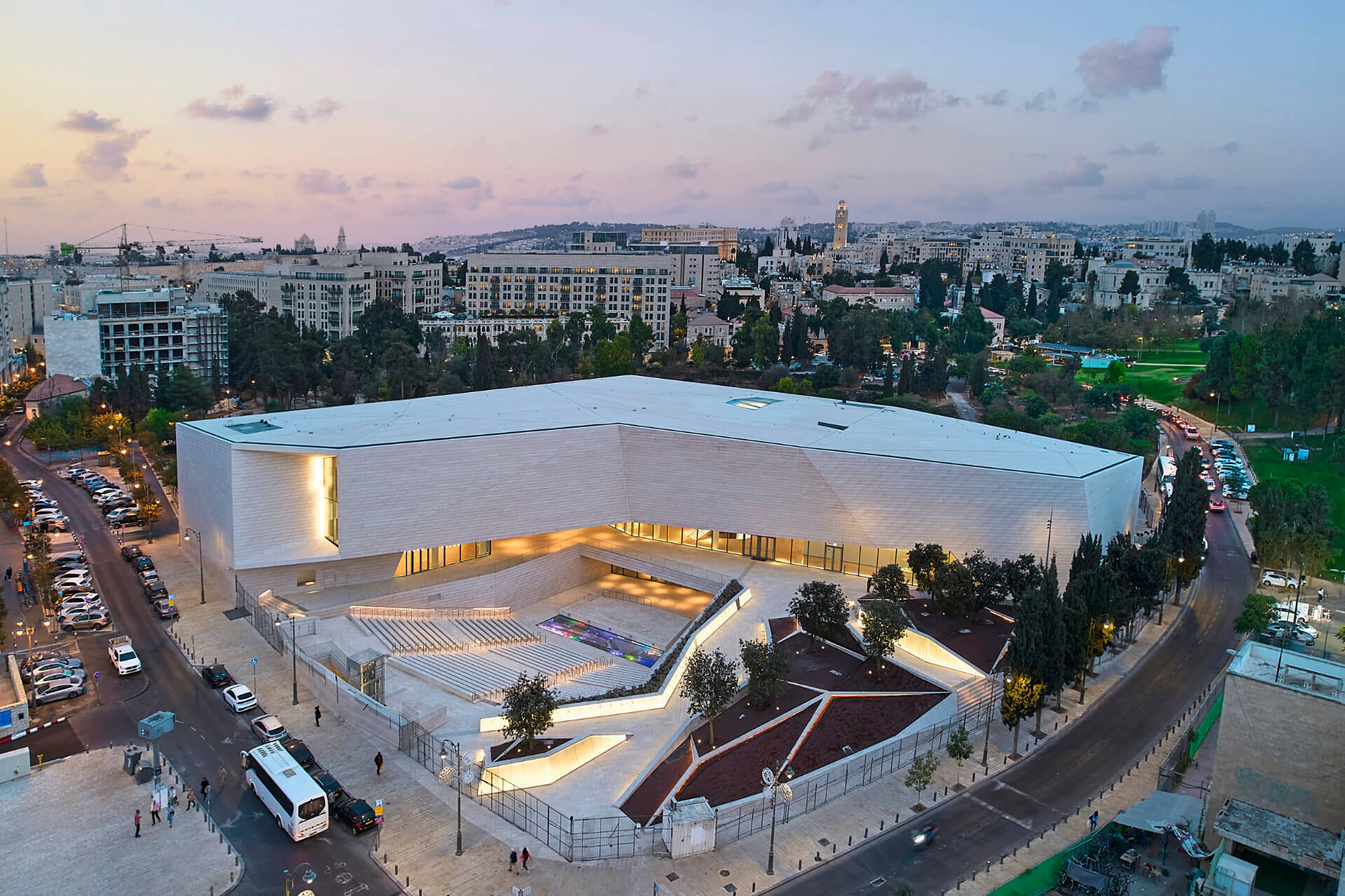 Museum of Tolerance Jerusalem - LSI Stone®